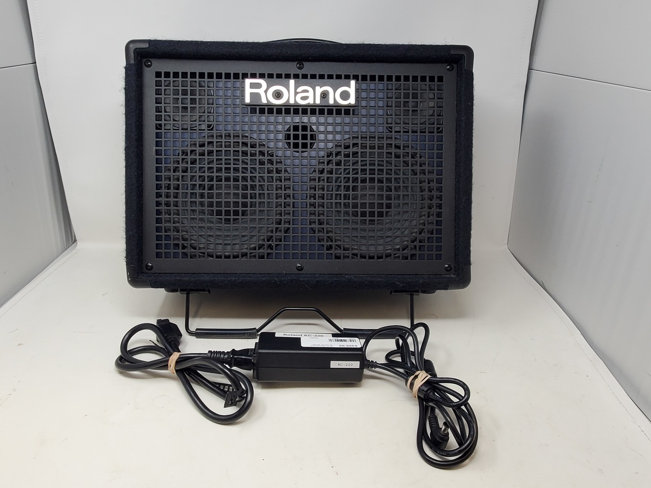 Roland KC-220 Battery Powered Stereo Keyboard Amplifier w/ Power Cord ...