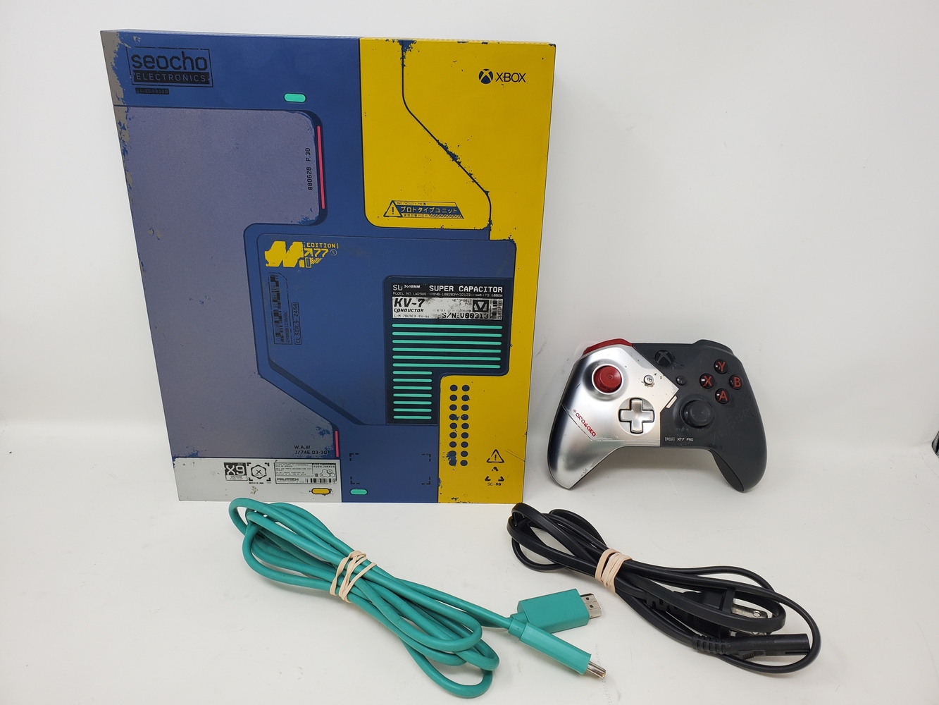Microsoft 1787 1TB Xbox One X Cyberpunk 2077 Limited Edition Console ...